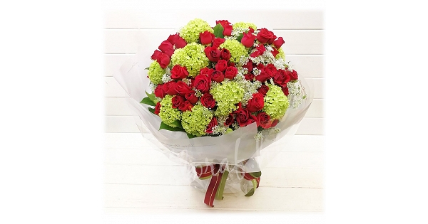 Mini Rose Bouquet - Kenya Red Spray Mini Roses